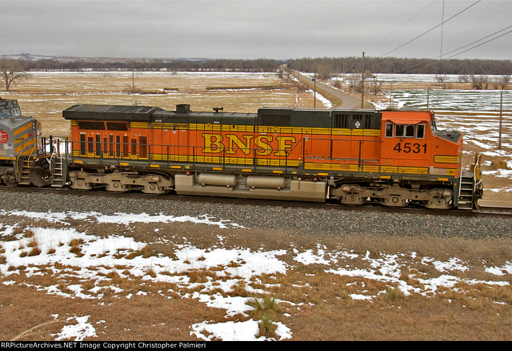 BNSF 4531 Leads H-LINDEN9-18